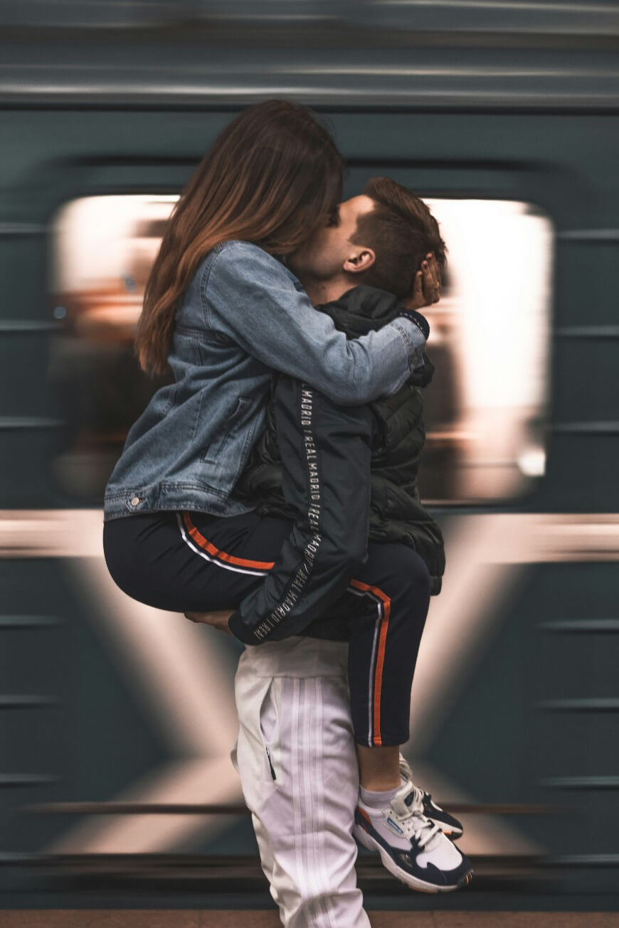 30+ Couple Pose Ideas for Beautiful Photos